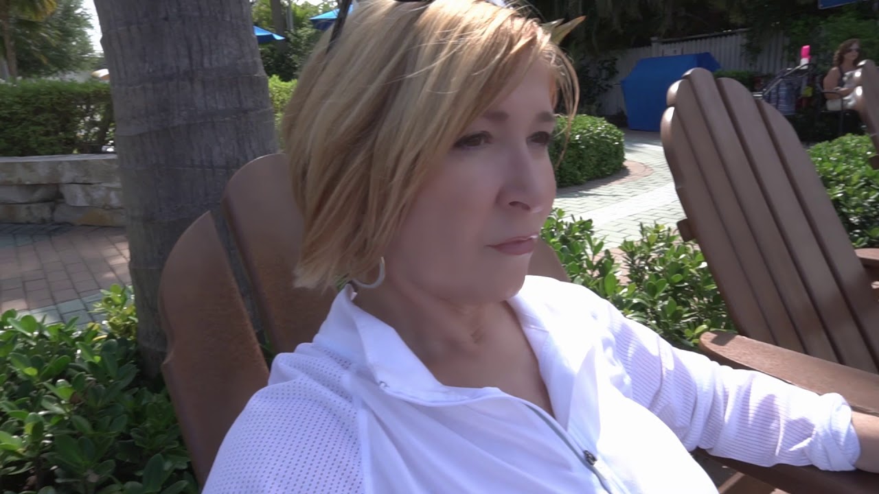 Gilberts Coffee Bar Stuart Florida - Lisa's Favorite Things - YouTube