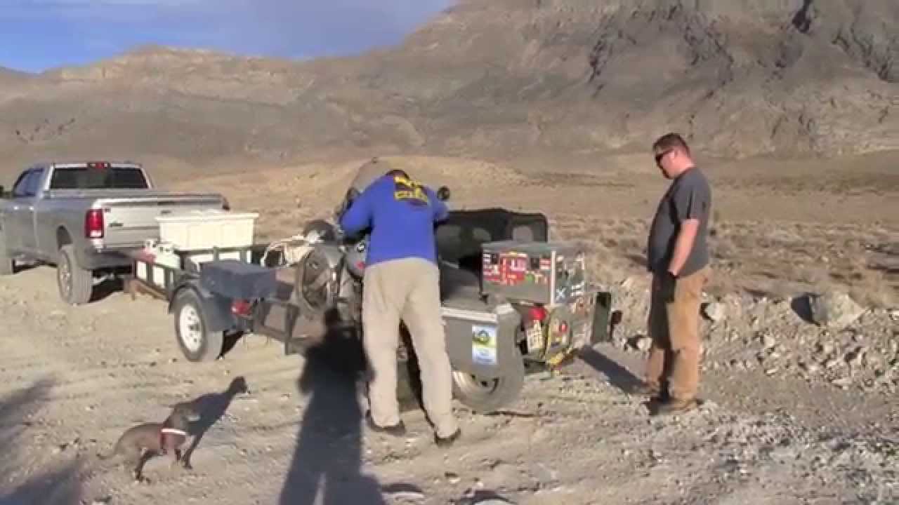 Drama in Death Valley - vegan biker stranded in the desert - YouTube
