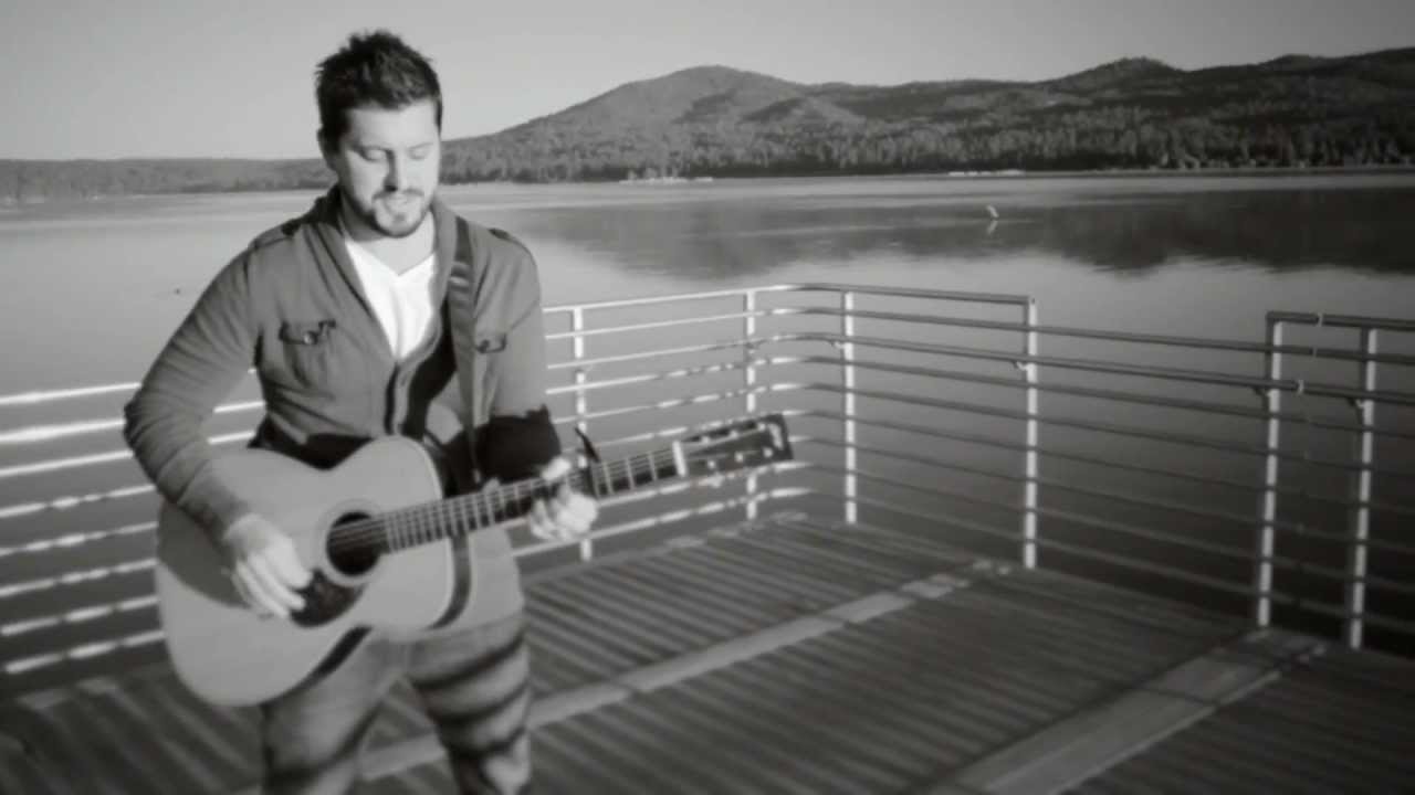 Travis Ryan - Fearless (Official Acoustic Video) - YouTube