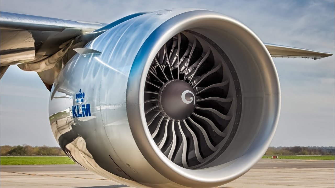 18th CENTURY technology in your jet engine। Damage jet engine of the ...