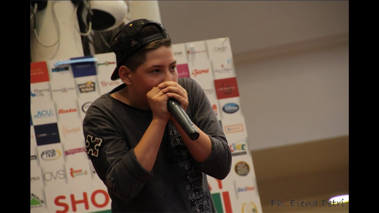 Beatboxer Daniel Morandini :) DNA DANZA - YouTube