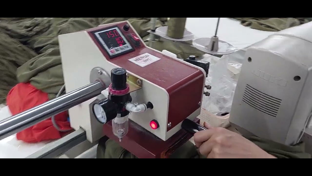 HTL machine#shortsvideo #viral #sewing - YouTube