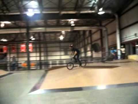 Nick Fortier Wall Ride At Taz - YouTube