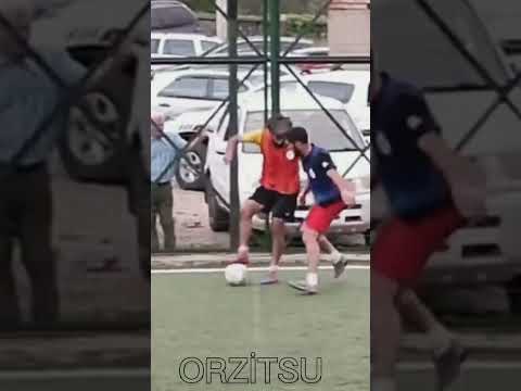 Manuş Baba Futbol Oynuyor . Az Daha Yeteneği Olsa Futbolcu Olcak . #shorts #fyp #keşfetbeniöneçıkar