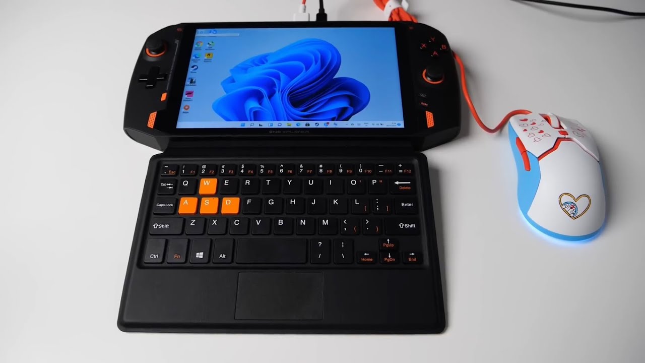 The most powerful handheld gaming pc unboxing and playing heavy games ...