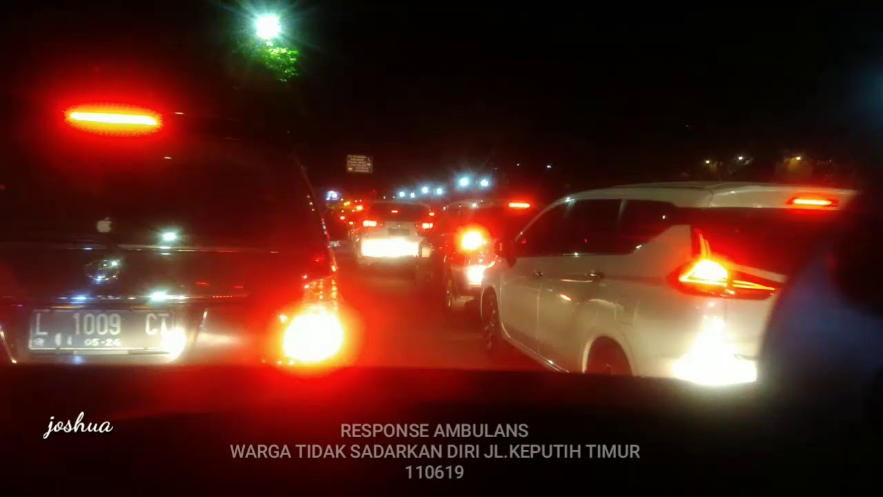 RESPONSE AMBULANS WARGA TIDAK SADARKAN DIRI Jl KEPUTIH TIMUR 110619 ...