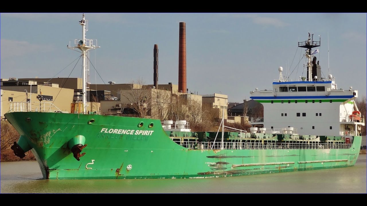 Ship FLORENCE SPIRIT at the Glendale Bridge, Welland Canal, 2017 - YouTube