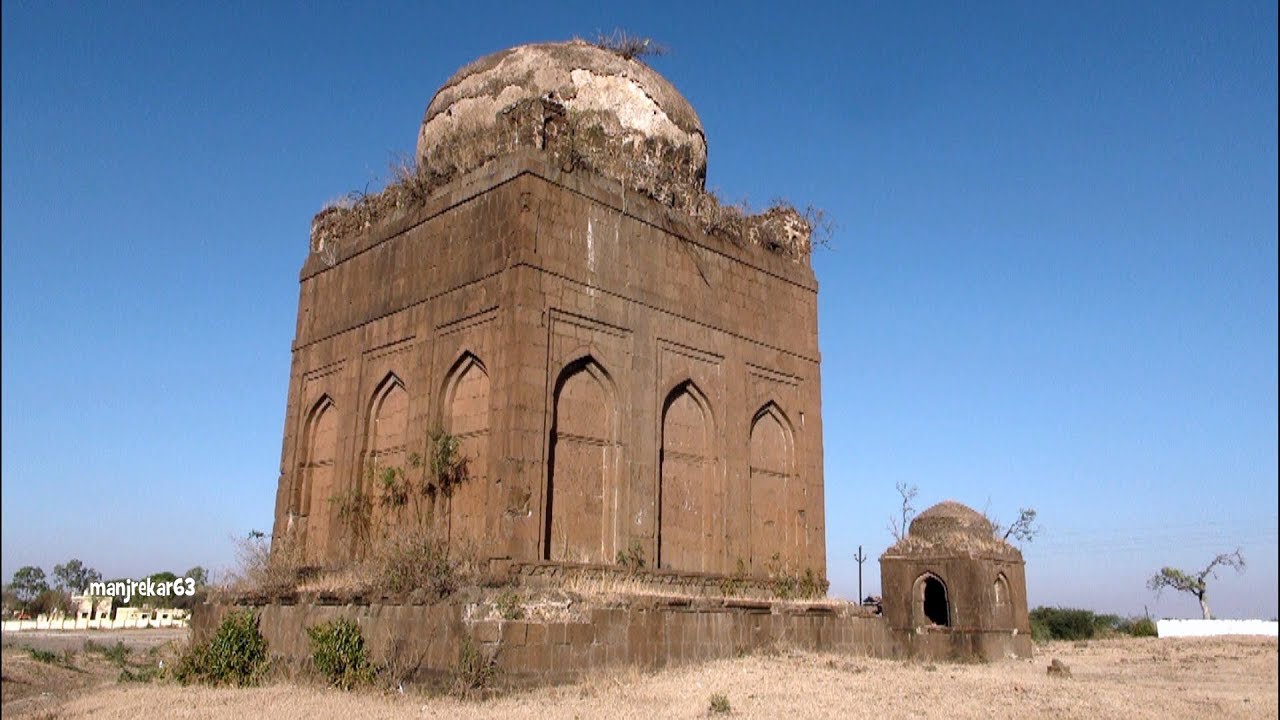 Other Monuments near Dharur, Beed - YouTube