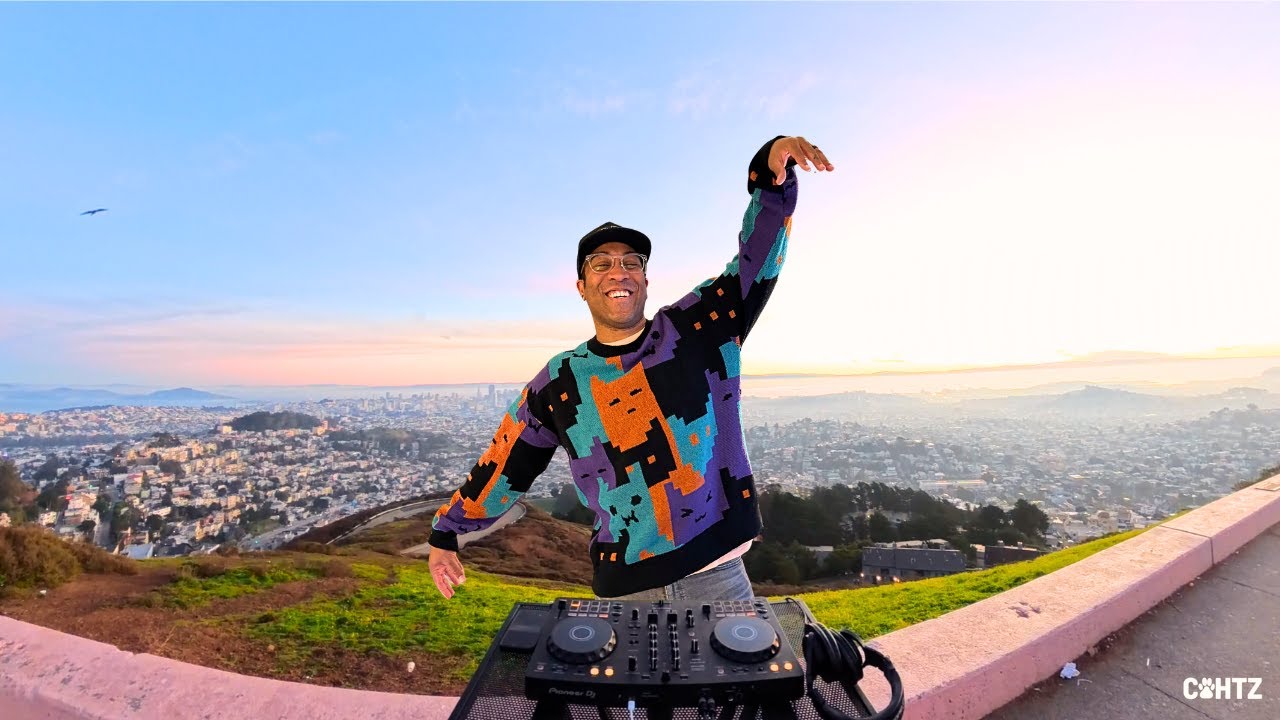 Blissful Melodic House Sunrise Mix Overlooking San Francisco City ...