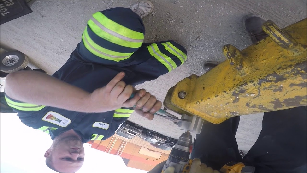 FORD 460 DIRECT DRIVE FAN INSTALL - YouTube