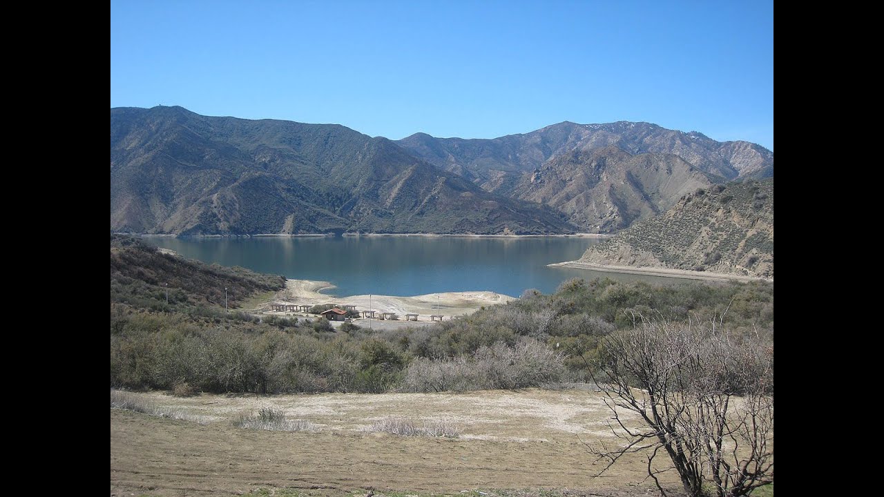 Pyramid Lake (Los Angeles County, California) - YouTube