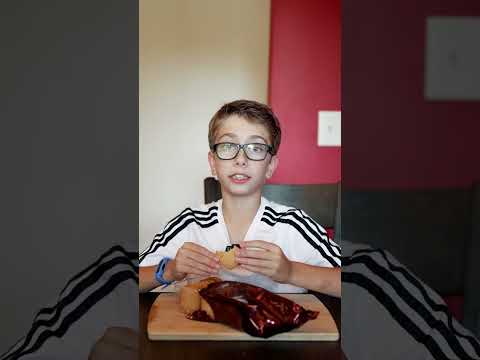 9 Year Old Tries Indian Snacks! 🇮🇳