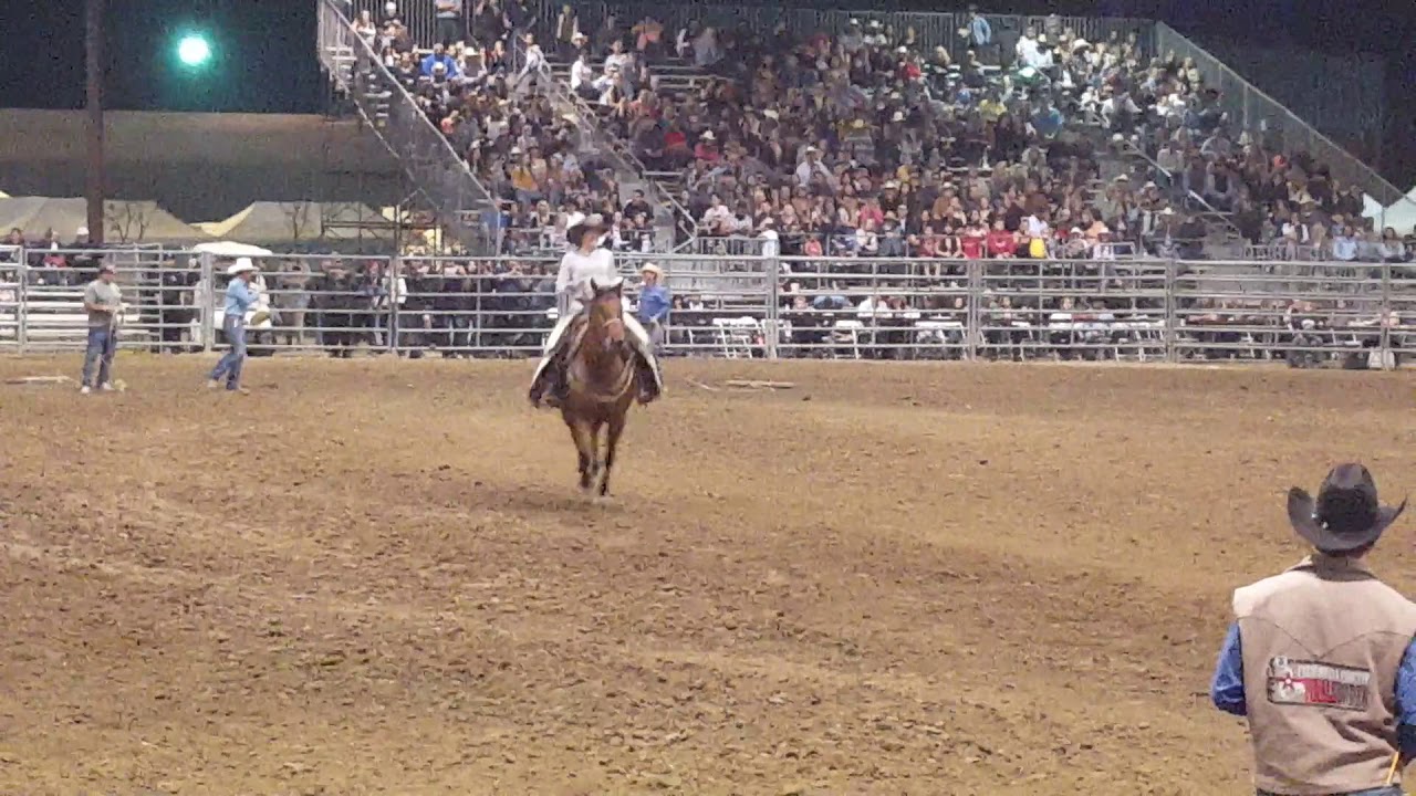 Ranch Rodeo Rawhide Race - YouTube