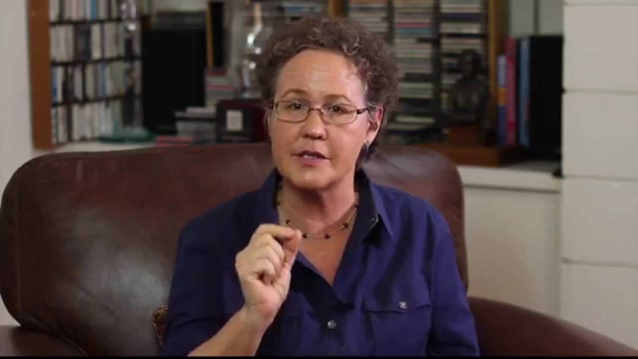 Linda Darling-Hammond - The Flat World and Education - YouTube