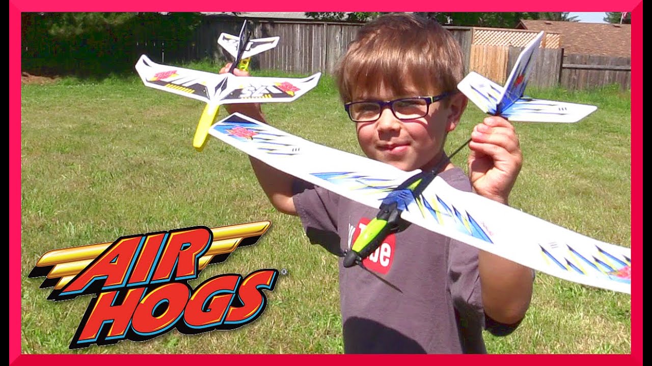 Air Hogs - Zip Wing and RIP Force Glider Airplane Review and Outside ...