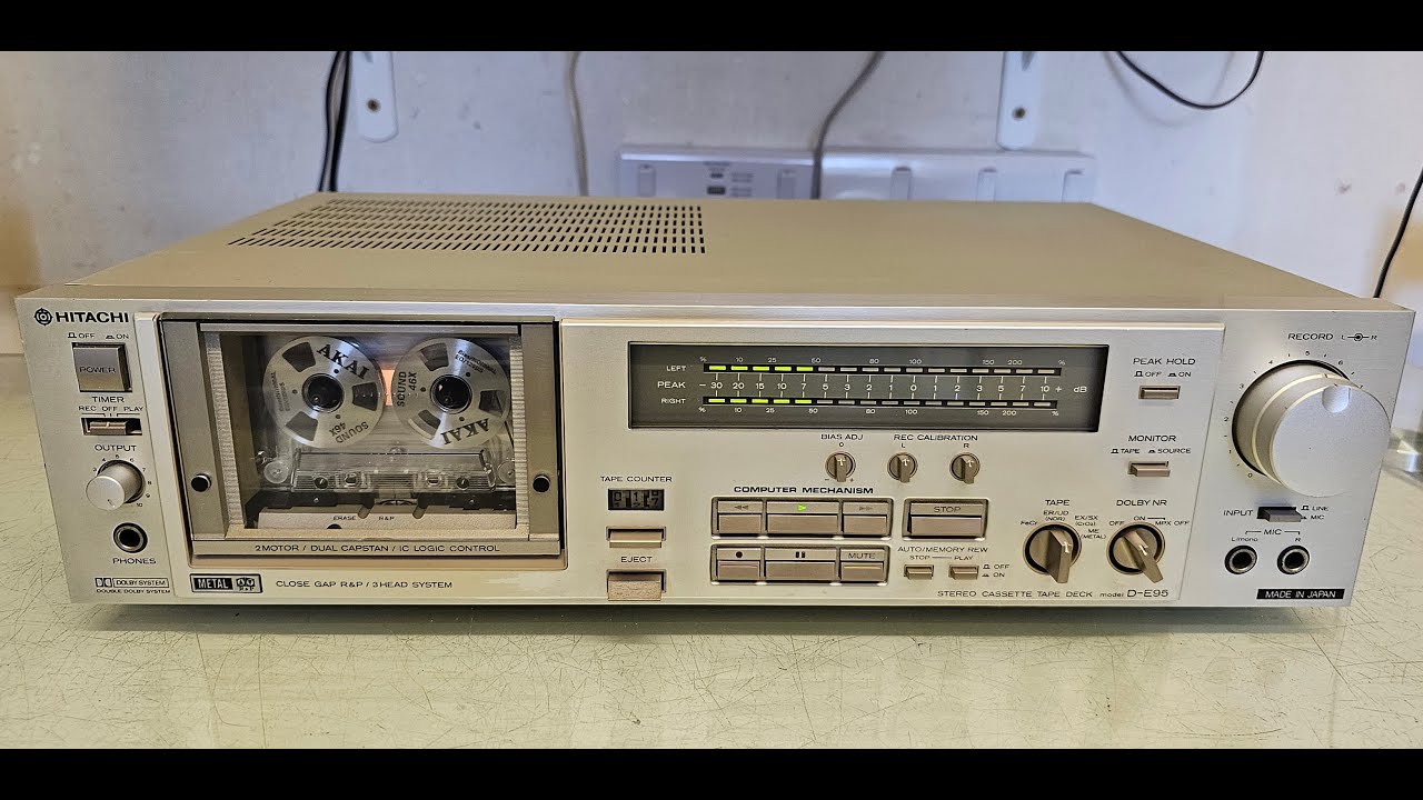 HITACHI D E95 DEMO - YouTube