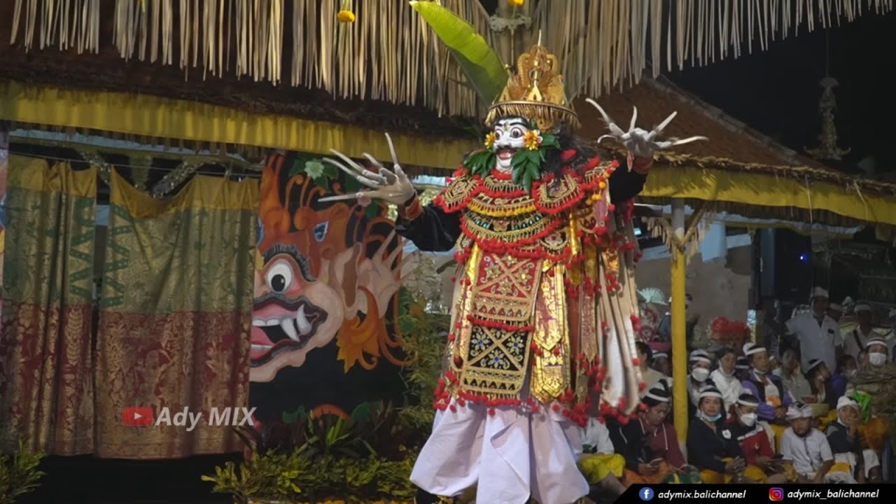 TARI BALI JAUK MANIS - Pura Desa Adat PELAGA PETANG - YouTube