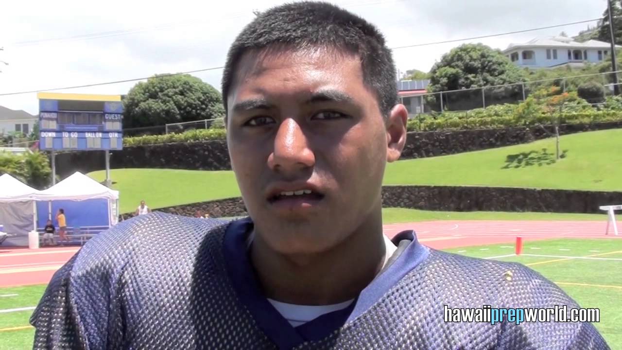 Punahou QB Ephraim Tuliloa 8/2/14 - YouTube