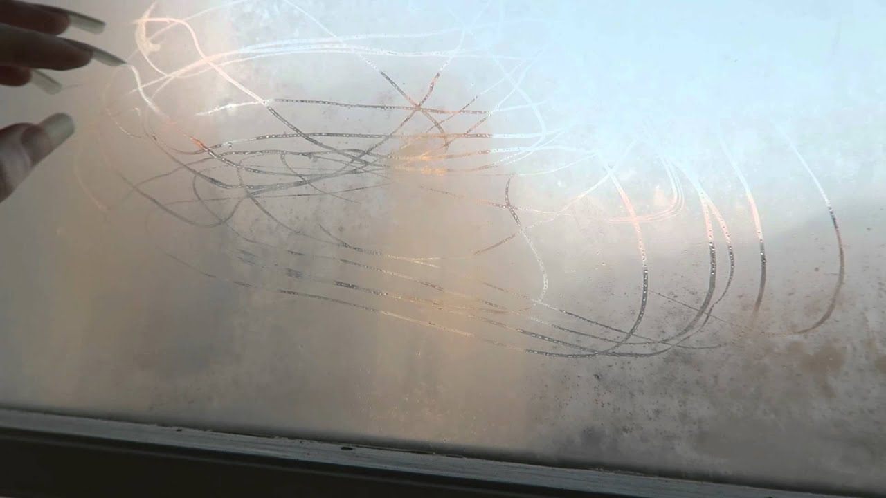 Long Nails Scratching Window - YouTube