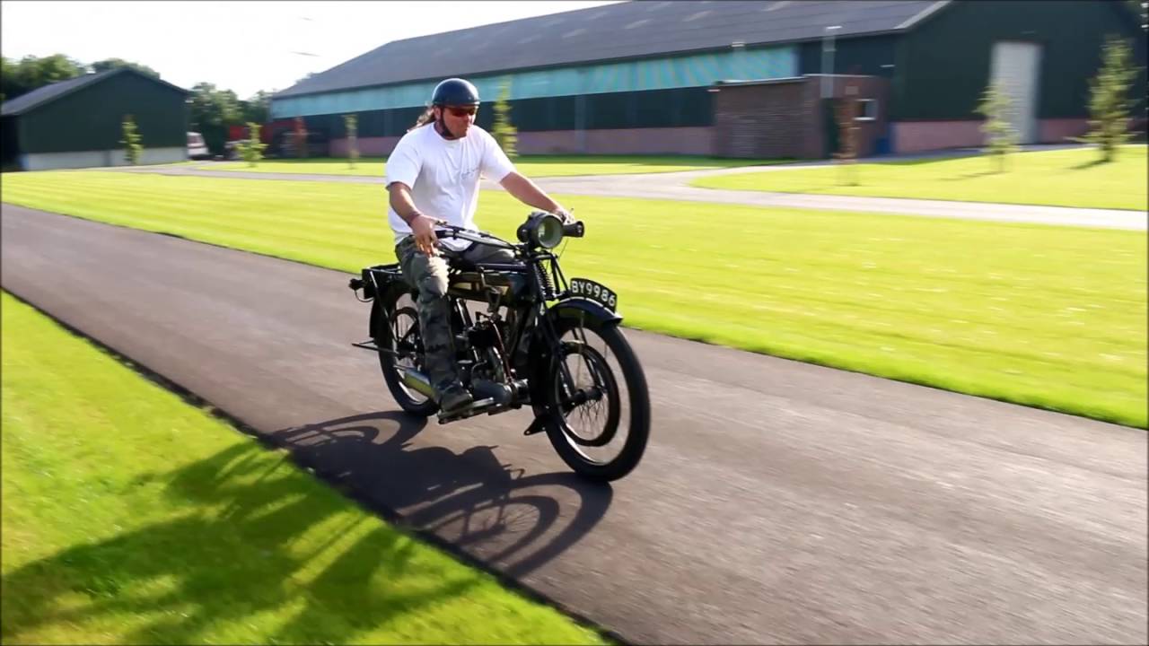 BSA Model L Flattanker 350cc from 1924 - YouTube