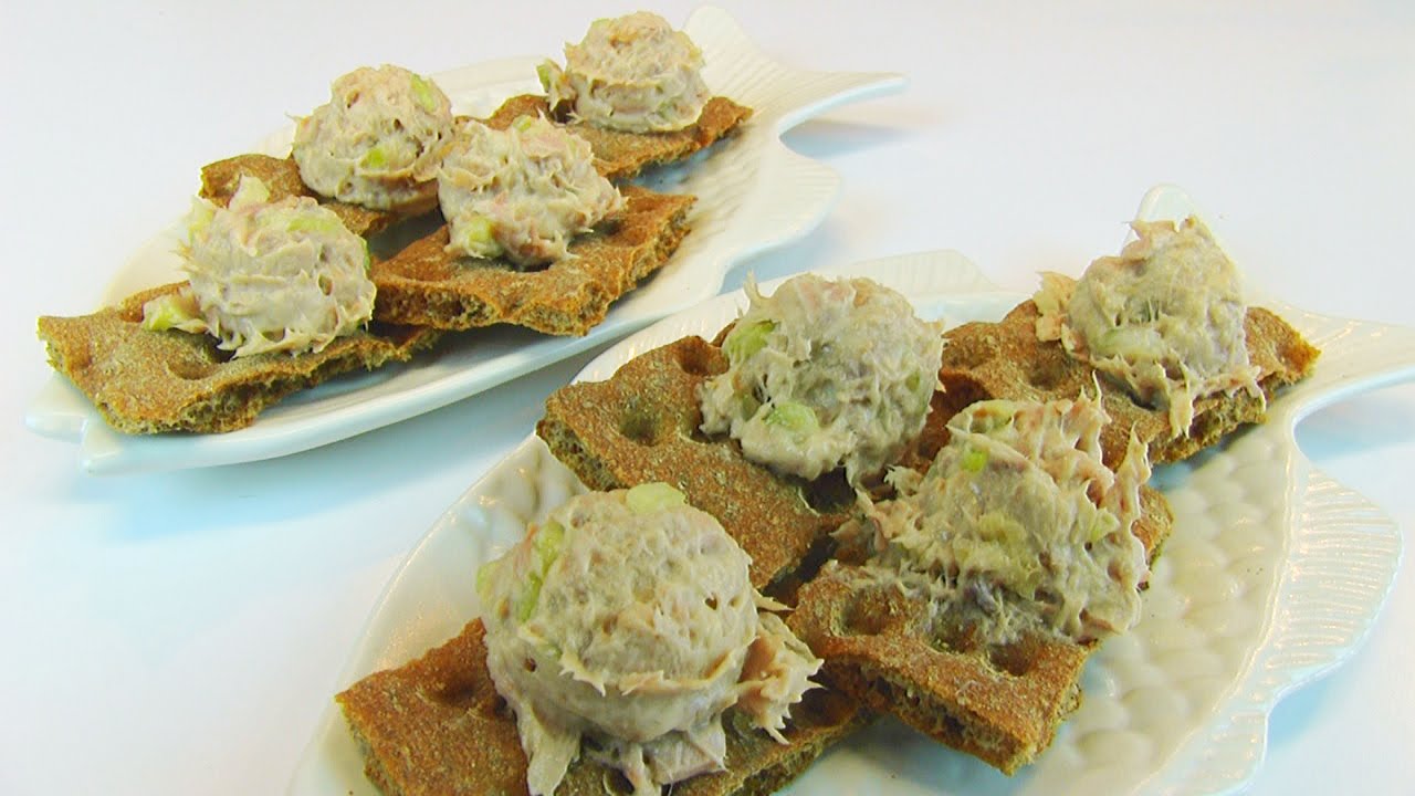 Betty's Light Lunch Tuna Canapes - YouTube