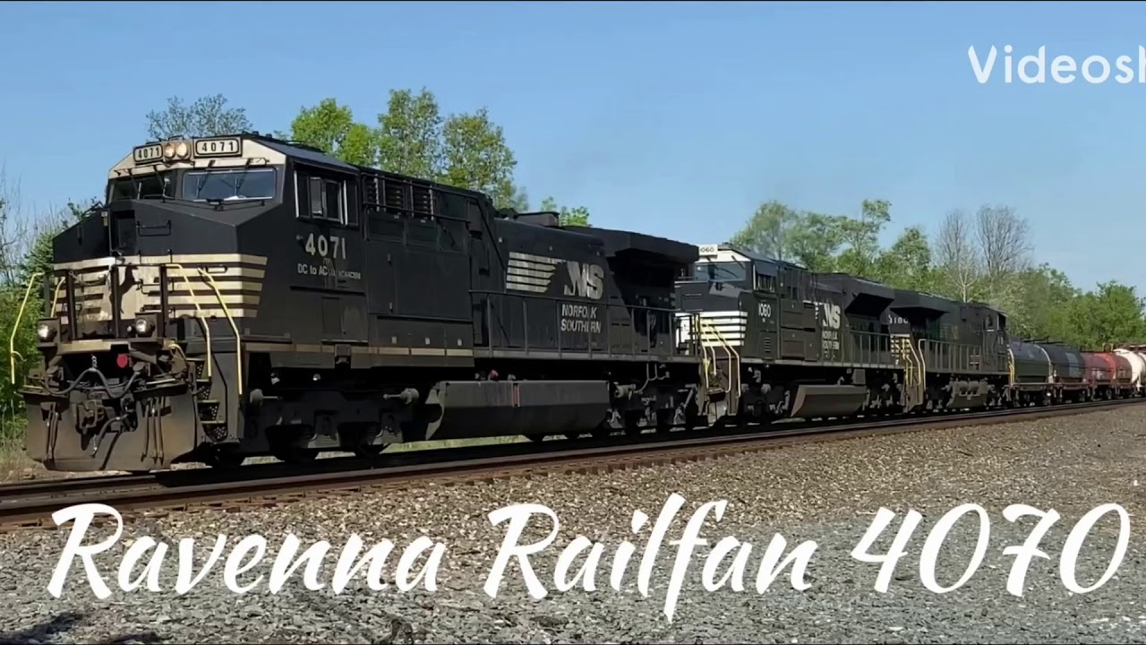 NS 4071, 1060 & 8180 Lead Eastbound Manifest 34N at Lake Street - YouTube