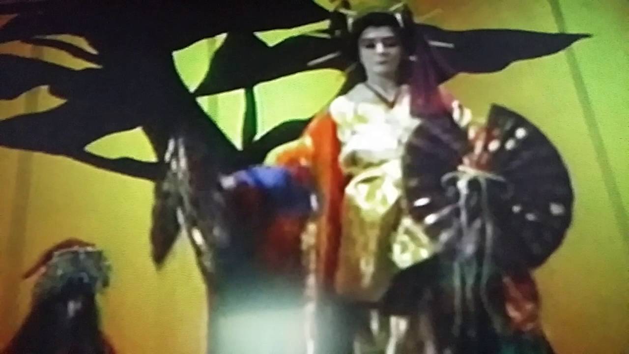 El pecado de Oyuki - Irving descubre a Oyuki bailando nuevamente - YouTube
