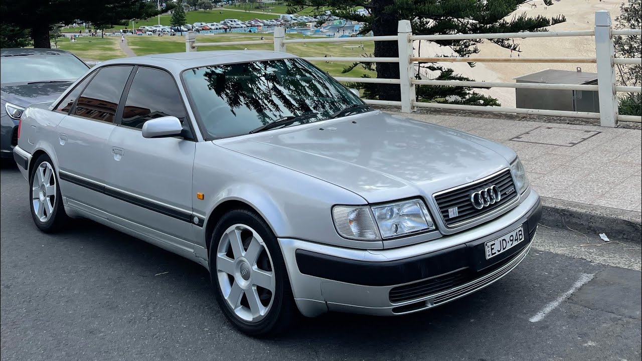 URS4 Audi Revving + Pulls STRAIGHT PIPE - YouTube