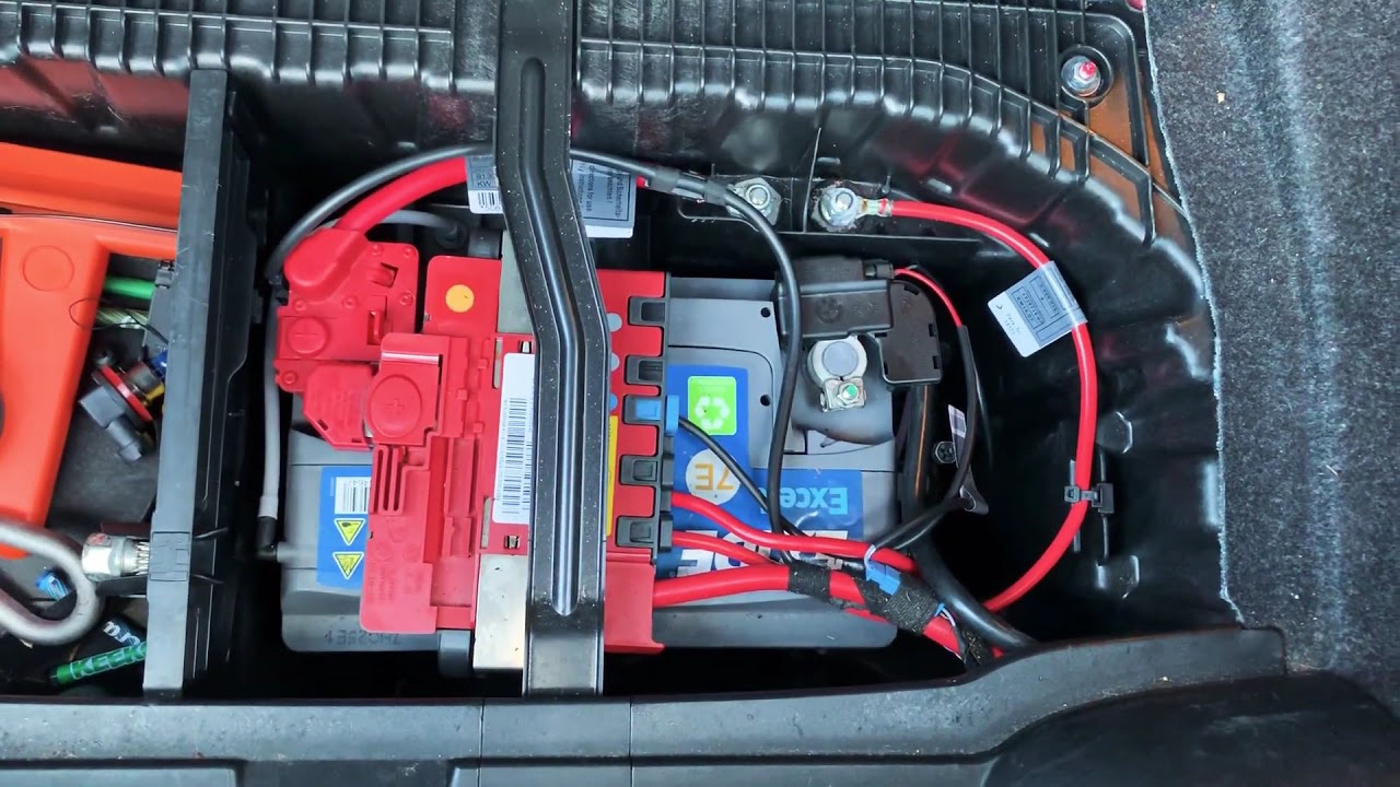 BMW one series battery location in 2005, battery location in BMW one ...
