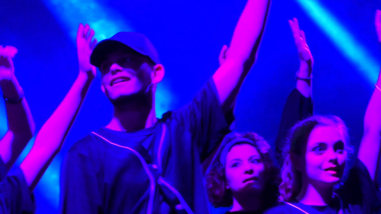 Coldplay - Up&Up (iCOLDPLAY Live Tribute Show) - YouTube