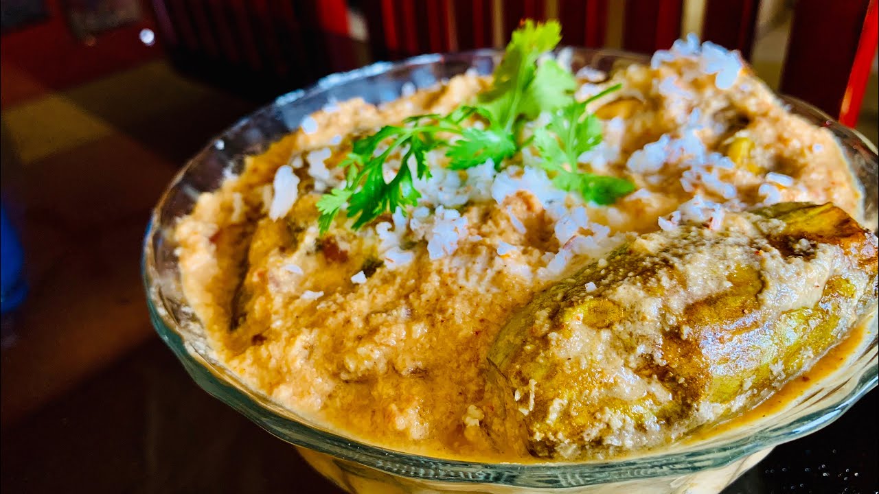 Traditional Odisha Dish | Potola Rasha | Potala Rasha Recipe | Parwal ...