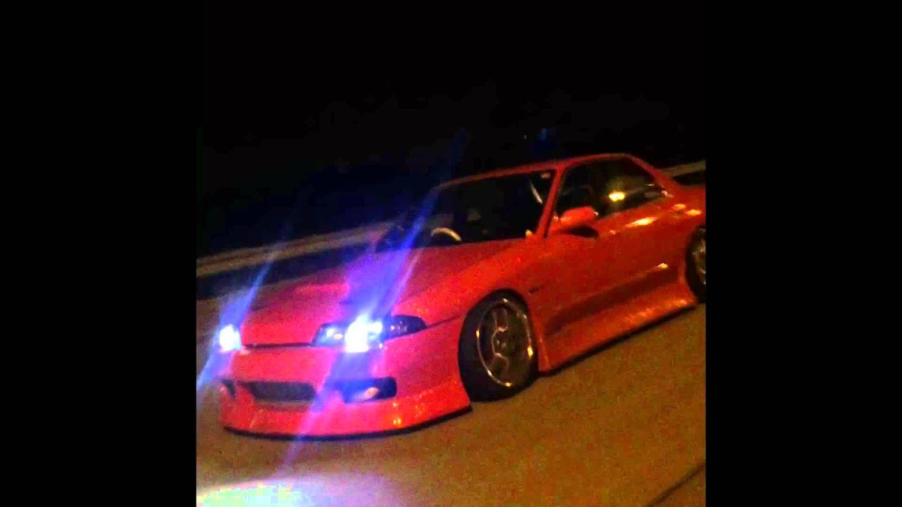 GLEAM R32 - YouTube