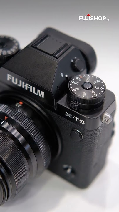 XT5 VS XH2 - YouTube