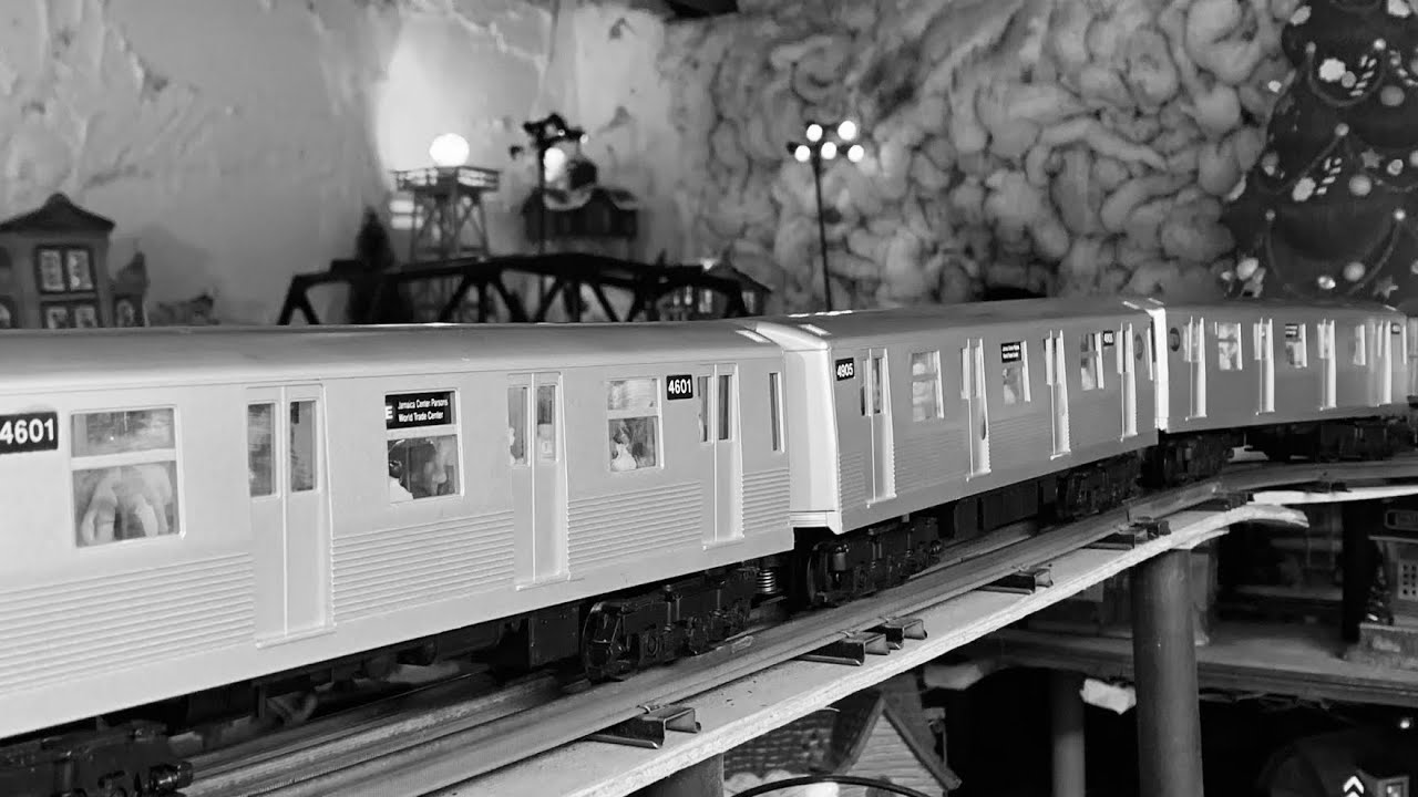 Mth E train View from above - YouTube