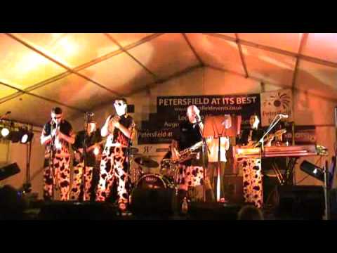 The Fabulous Fug Band @ Petersfield Festival - YouTube
