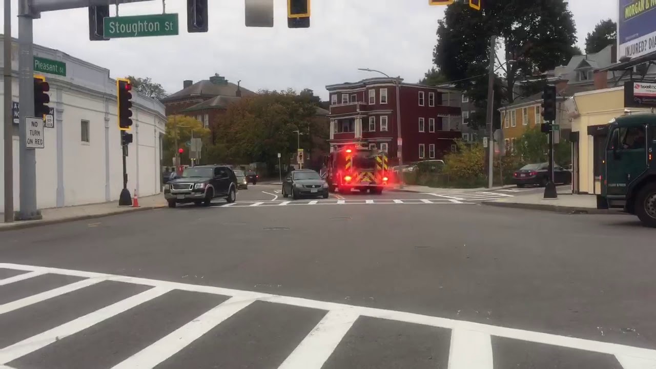 Boston Fire Engine 21 Responding - YouTube