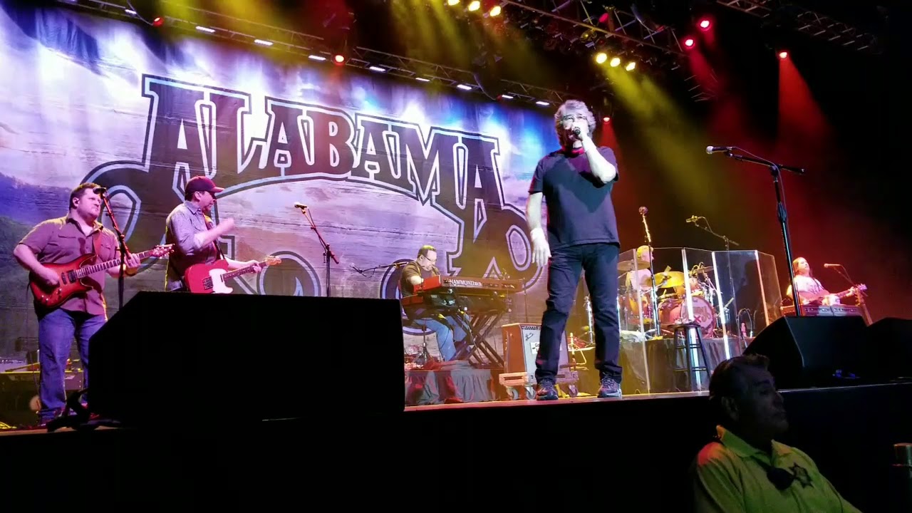 Alabama - Concert Open Can't Keep A Good Man Down - YouTube