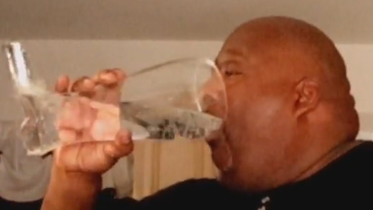 [YTP] MAN CHUGS GINGER | BadlandsChugs - YouTube