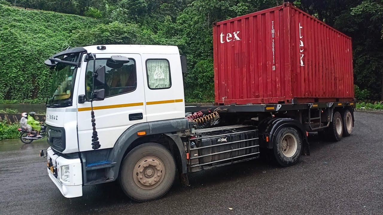 Heavy Container Truck Turning Third Hairpin Bend Thamarassery Ghat # ...
