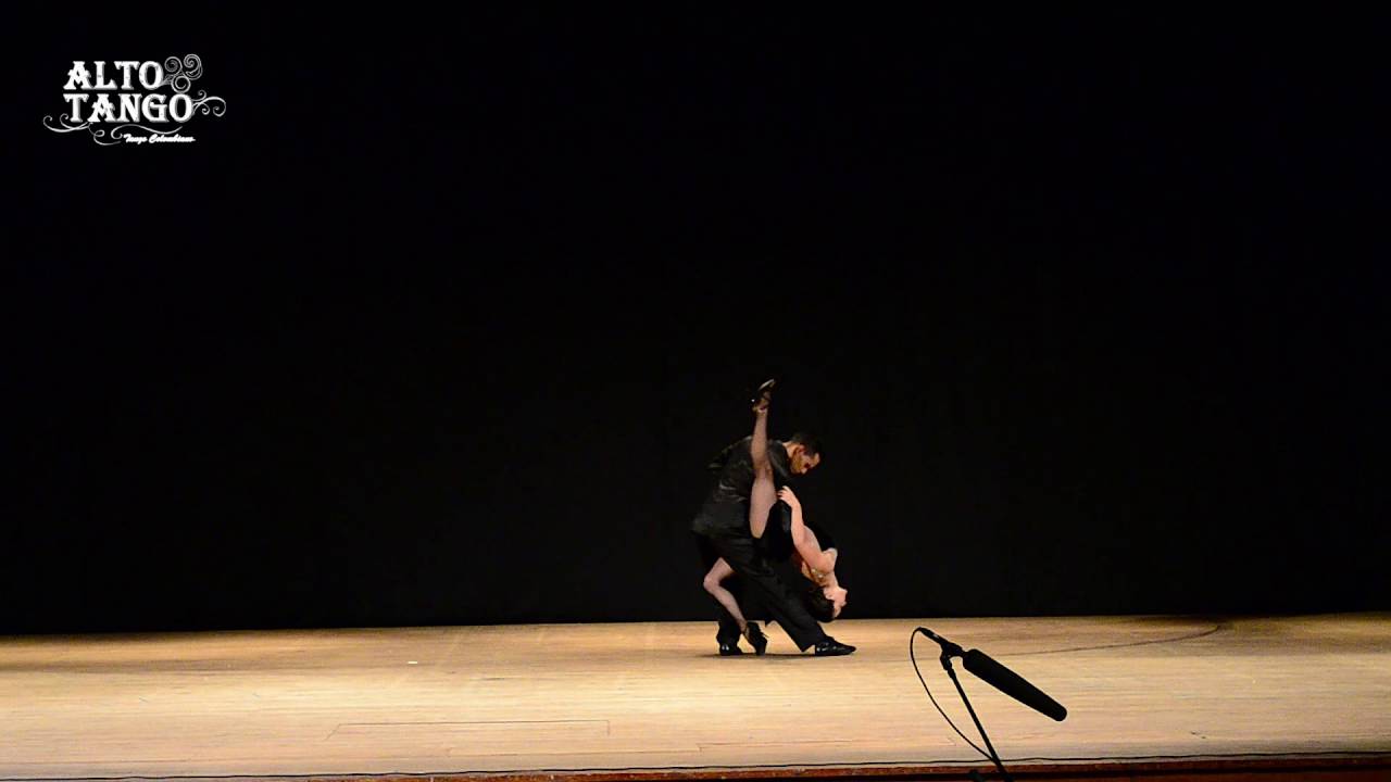 Luisa Carmona & Domingo Acevedo - ManizalES Tango 2016. - YouTube