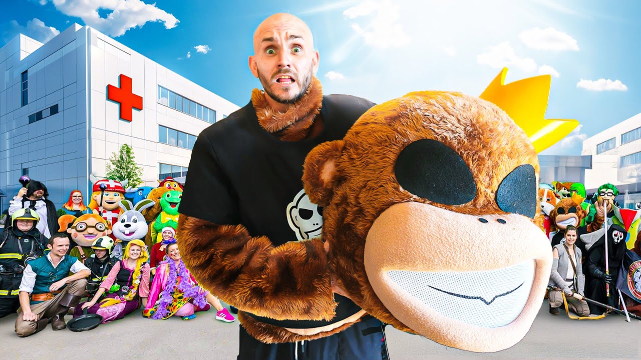 En Dag som Maskot på Børnehospital - YouTube