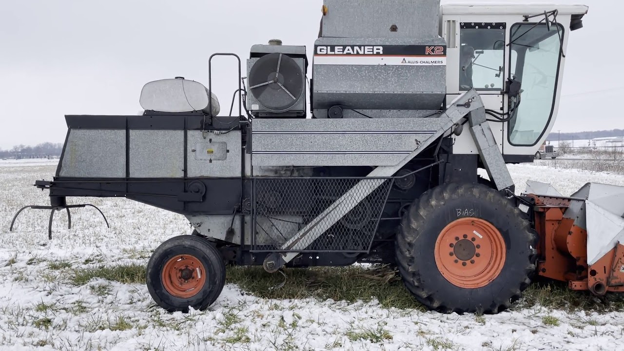 1979 GLEANER K2 For Sale - YouTube