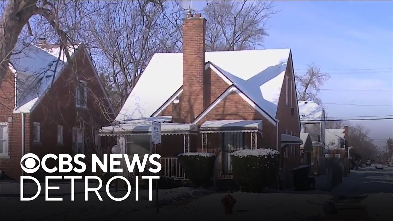 2 found dead inside home on Detroit's west side - YouTube