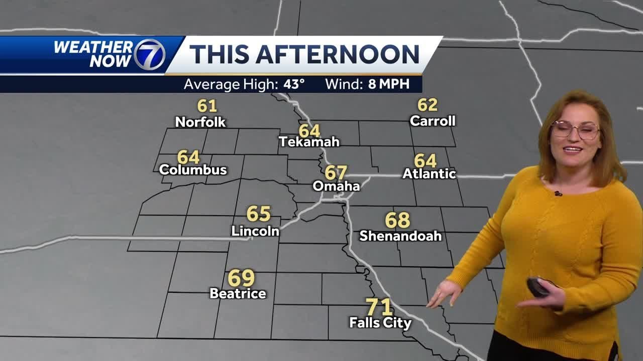 Warm and bright Sunday, February 25 morning forecast - YouTube