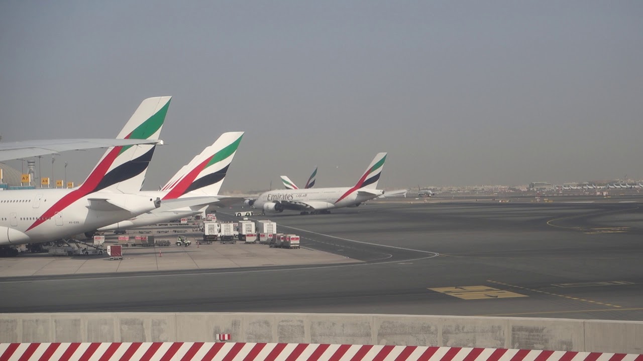 EK111, Emirates Dubai to Budapest - YouTube