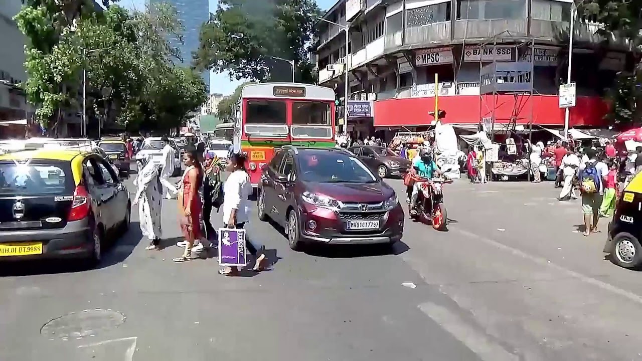 Juste un carrefour en Inde.Mumbai. Trafic fou. - YouTube