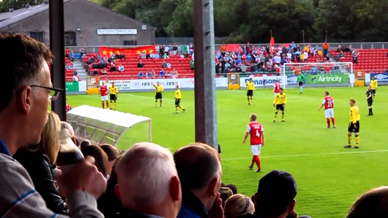 St. Patrick´s Athletic - Drogheda United im Richmond Park Dublin - YouTube