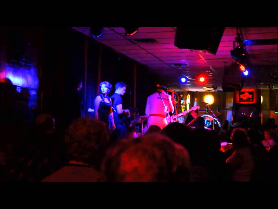 Kurt Olson Drum Solo - 11.09.2013 - YouTube