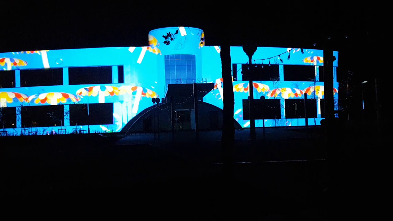 Butlins Bognor grand opening splash pool light show 2019 - YouTube