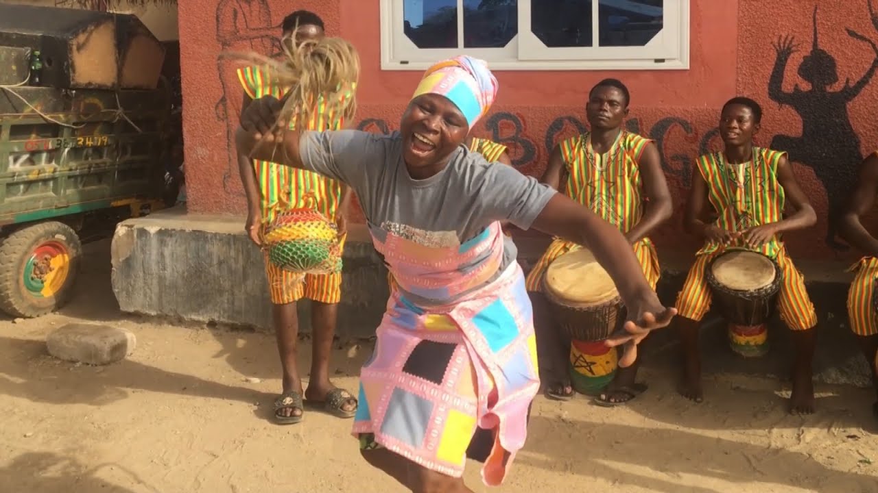 Local dances - Bonabongo culture band from Bongo Soe - YouTube